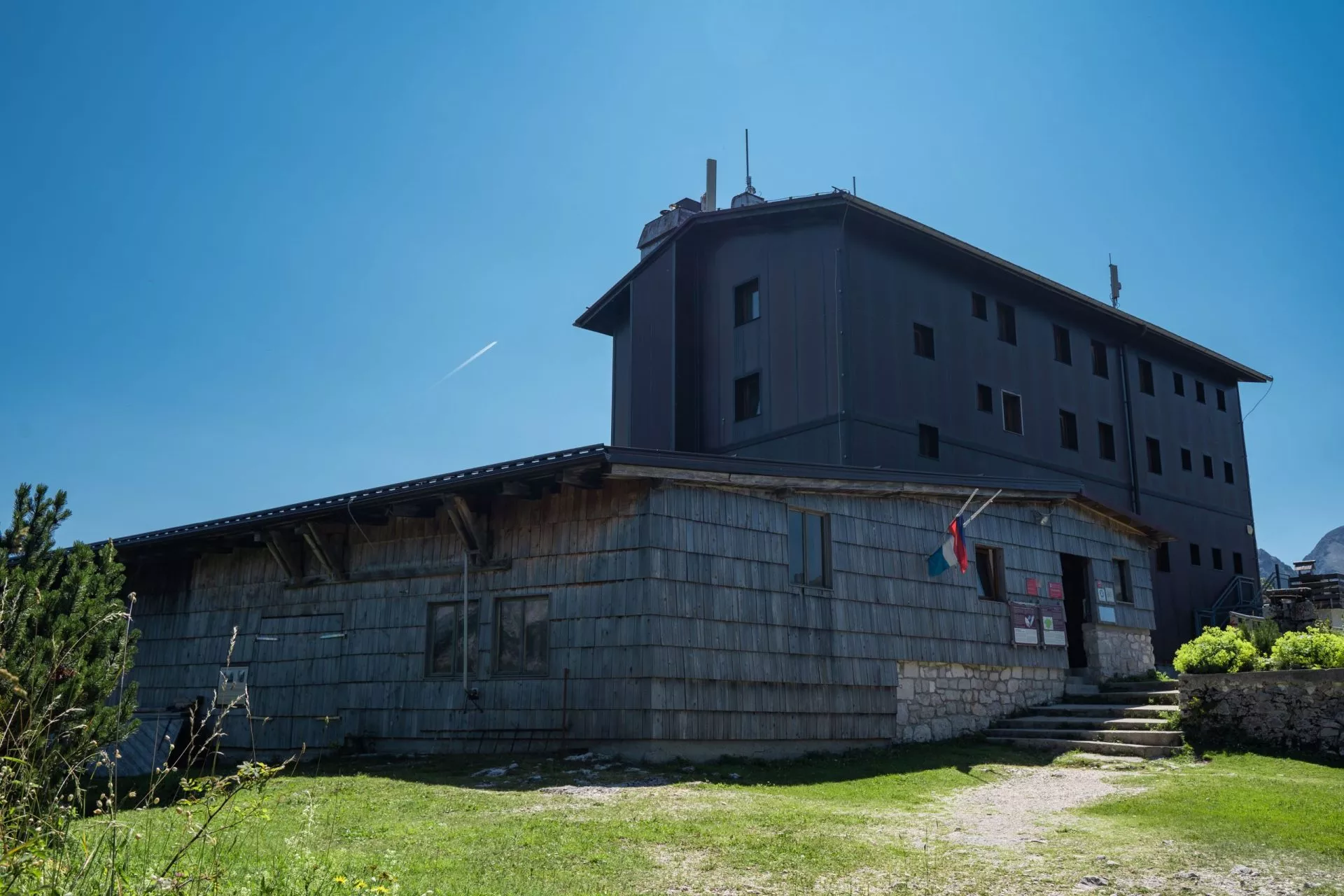 Dom na Komni - Hut to Hut Hiking Slovenia