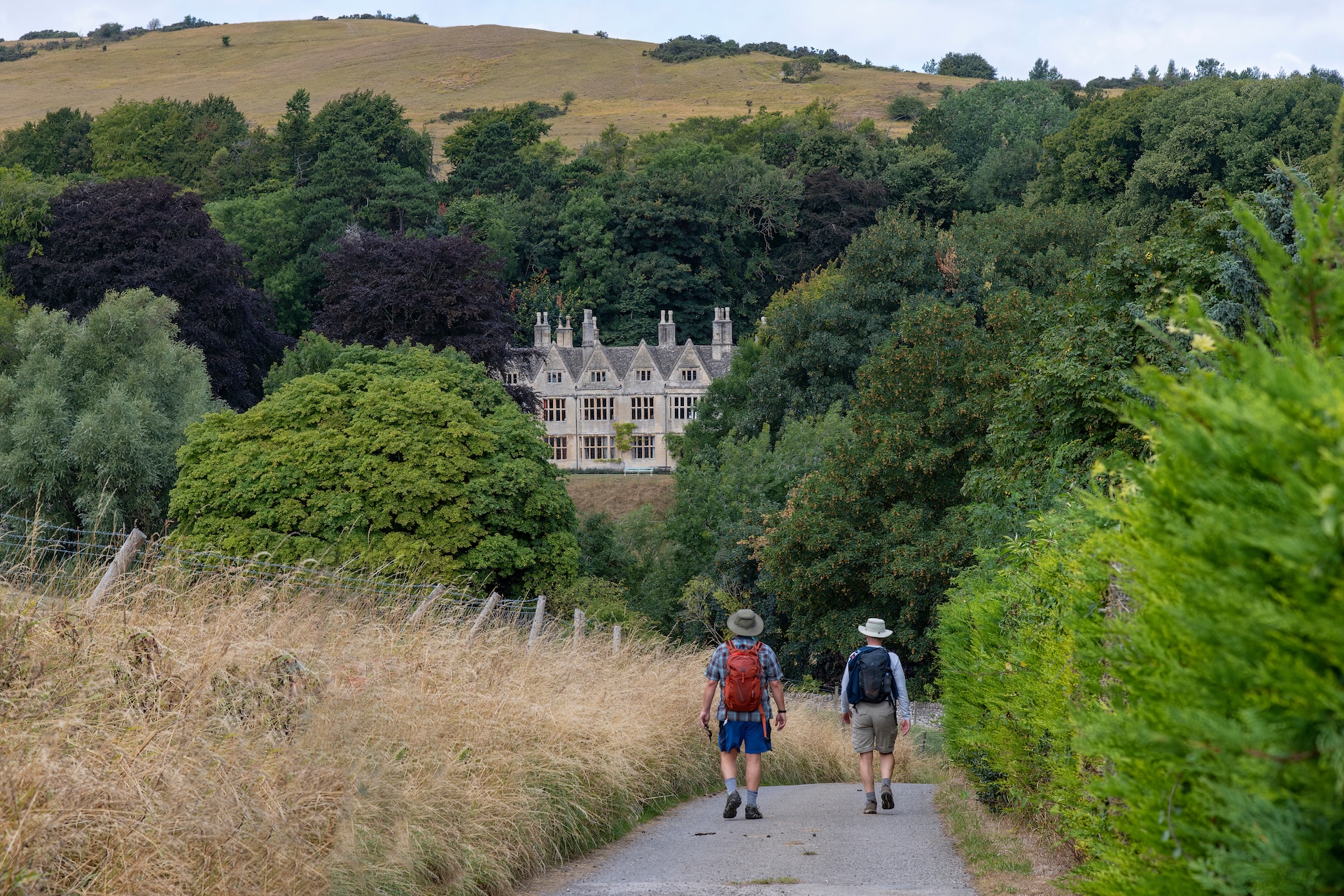 Cotswolds Village to Village Loop - Hiking Tours